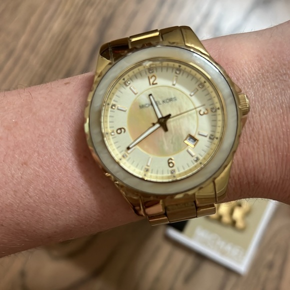 Michael Kors | Accessories | Michael Kors Gold Watch Original Owner ...